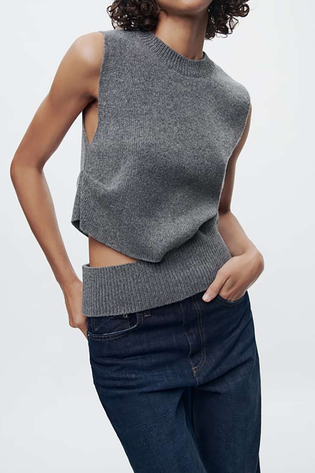 Round Neck Cut Out Sleeveless Knit Top – Aesvs